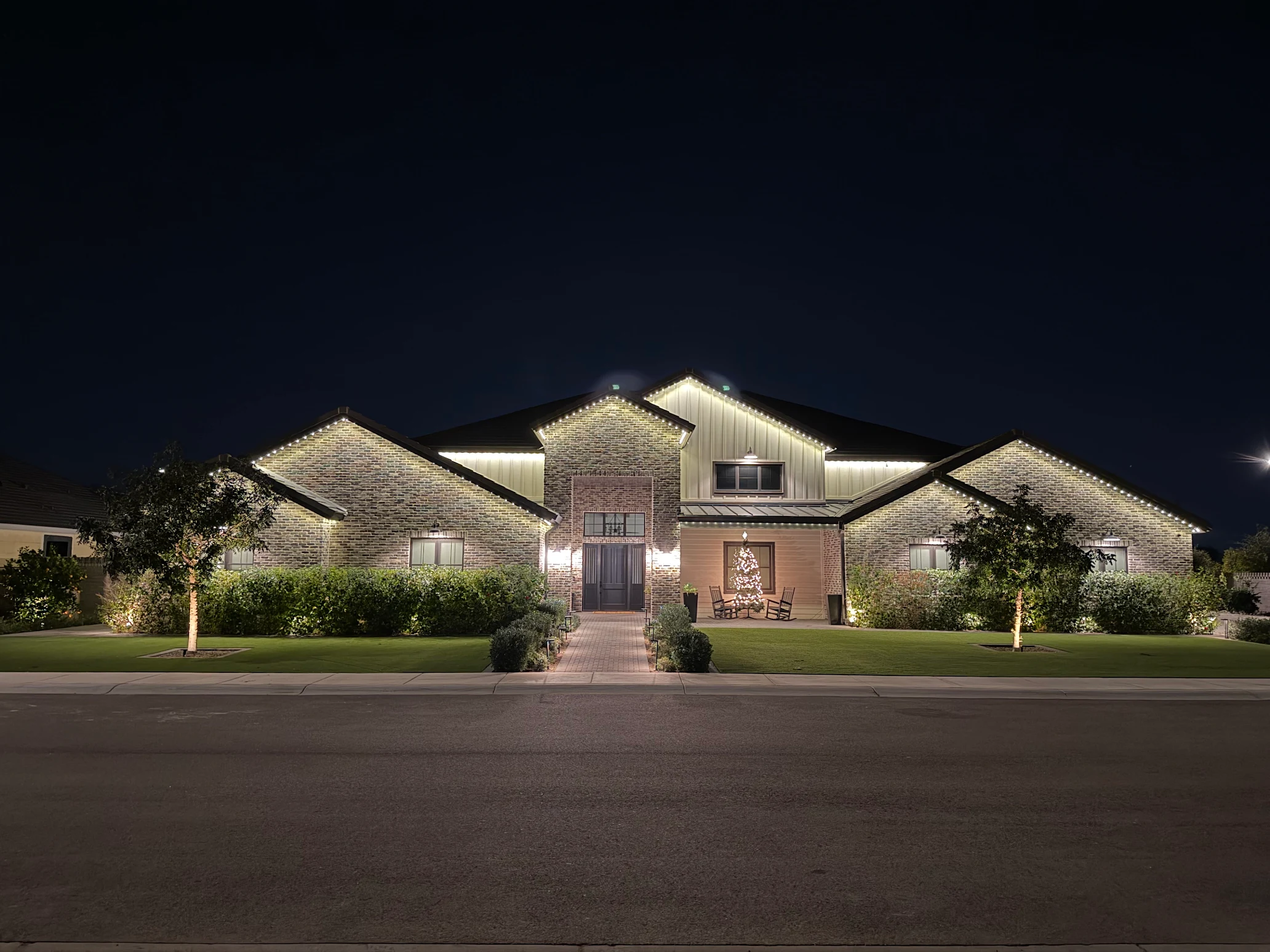 Sundown Permanent Lighting | Arizona's Premier Outdoor LED Lighting
